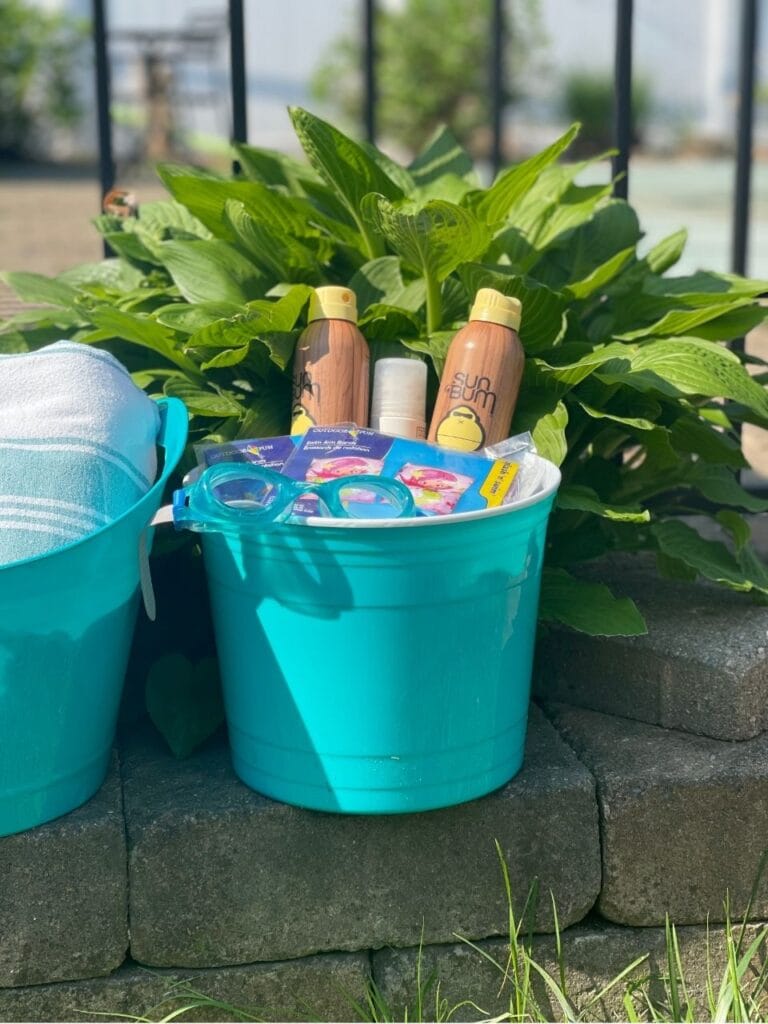 Pool Party Essentials: What You Need to Know for a Great Party - Home with NJ