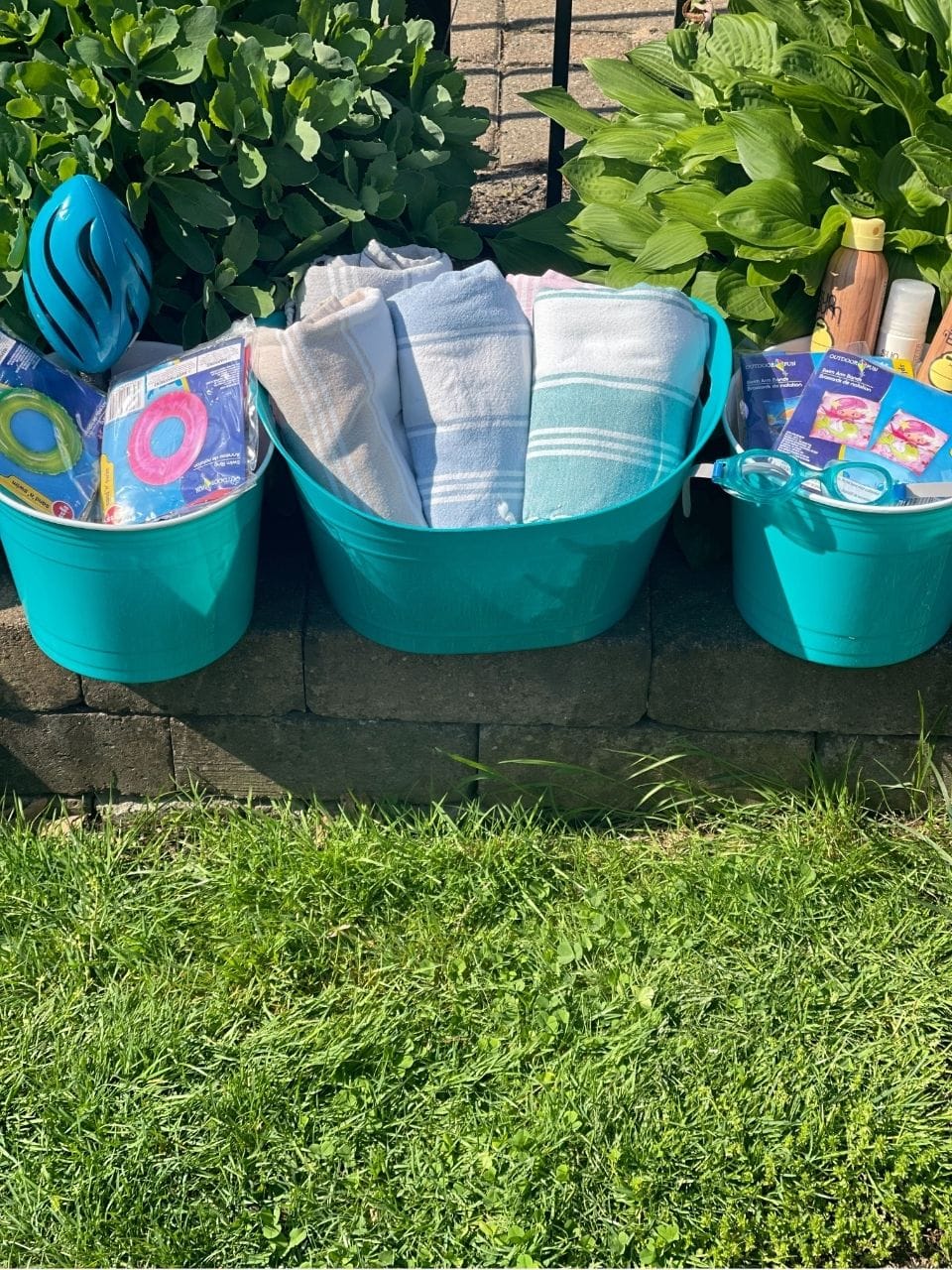 Pool Party Essentials: What You Need to Know for a Great Party - Home with NJ